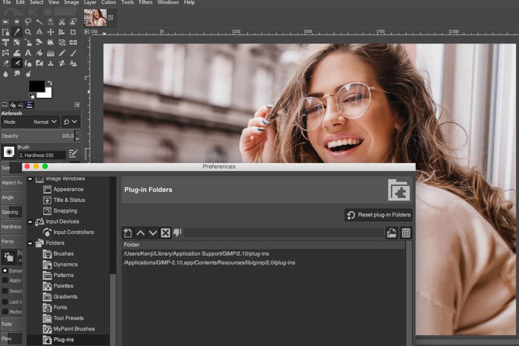 GIMP vs Photoshop: Which One Is Better